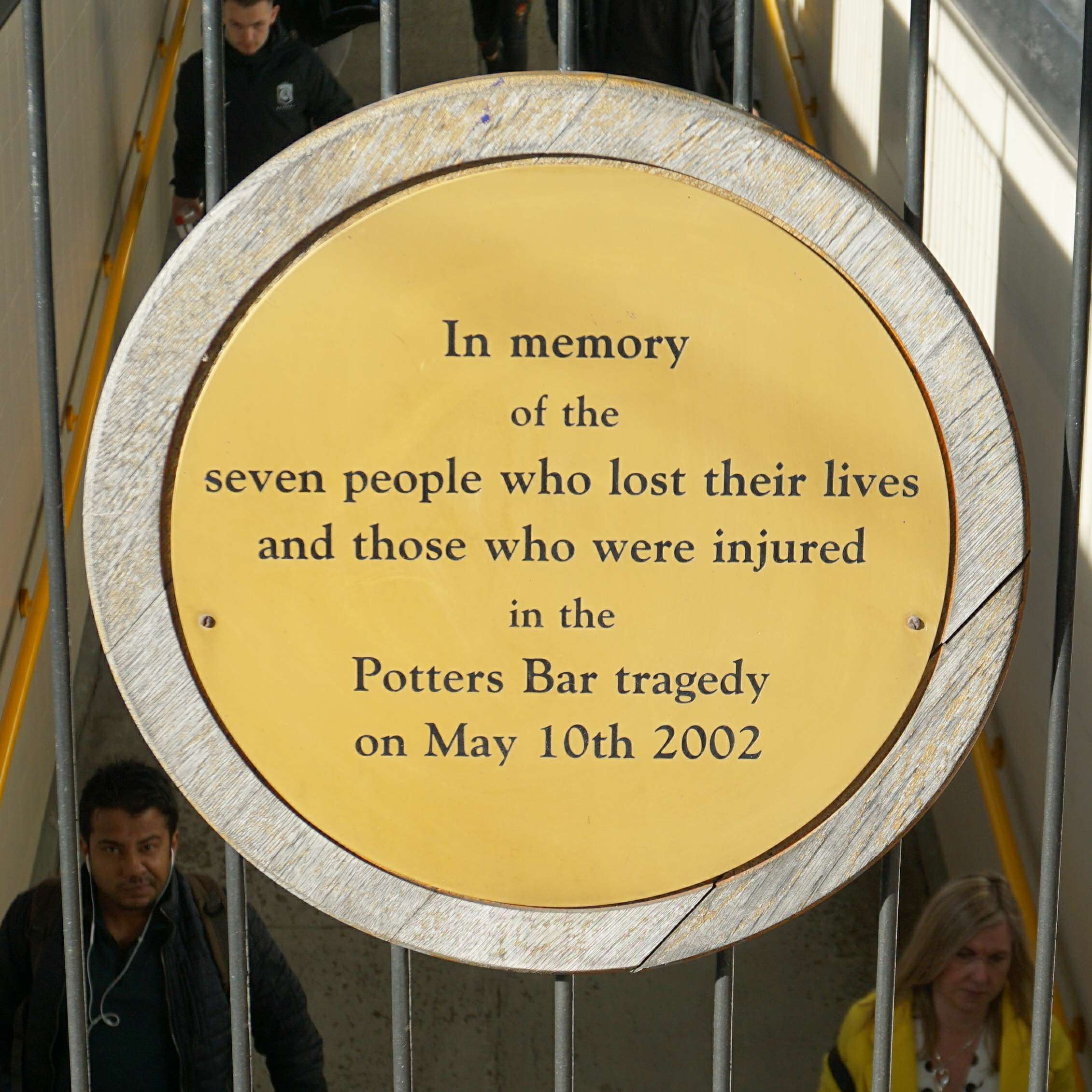 Potters Bar Rail Crash - Potters Bar Station | Plaques of London